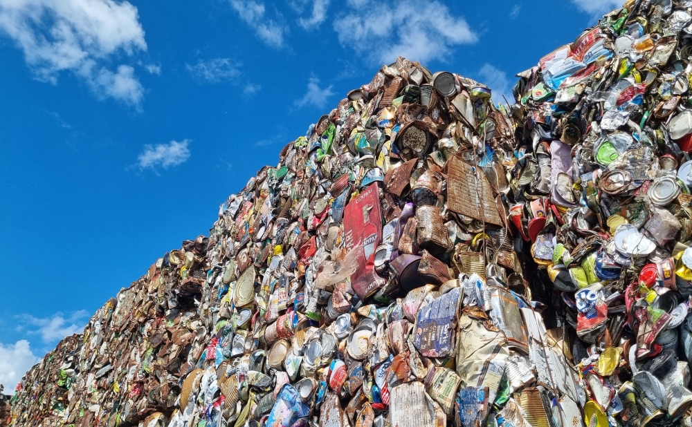 The carbon footprint of waste - How local waste strategies can cut ...